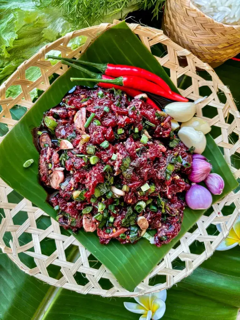 15 Weird Thai Foods You’ll Only Find in Thailand (If You Dare!)